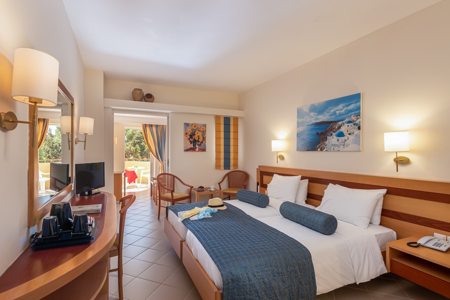 Image Gallery – Anissa Beach & Village