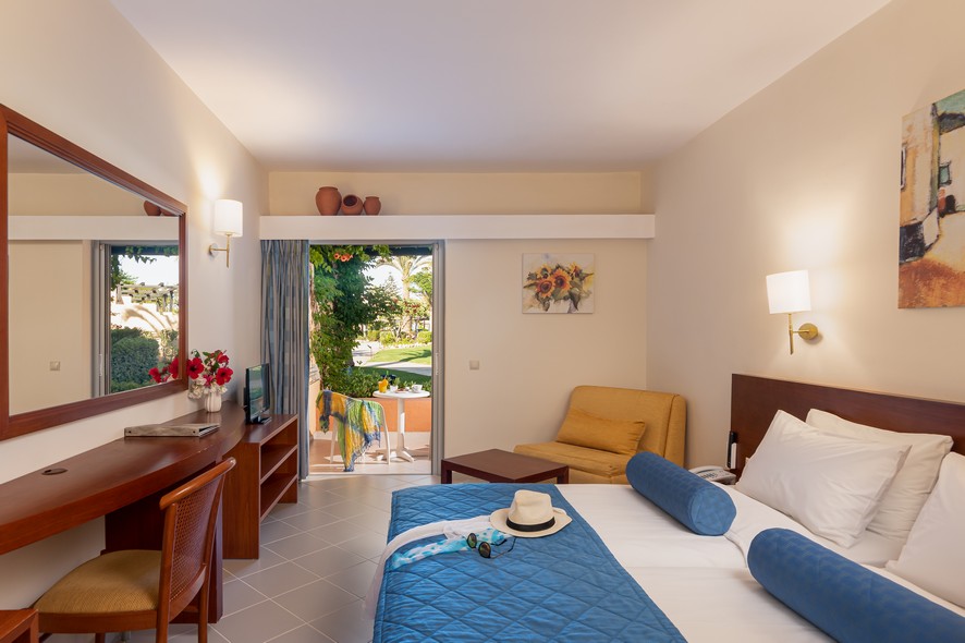 Image Gallery – Anissa Beach & Village